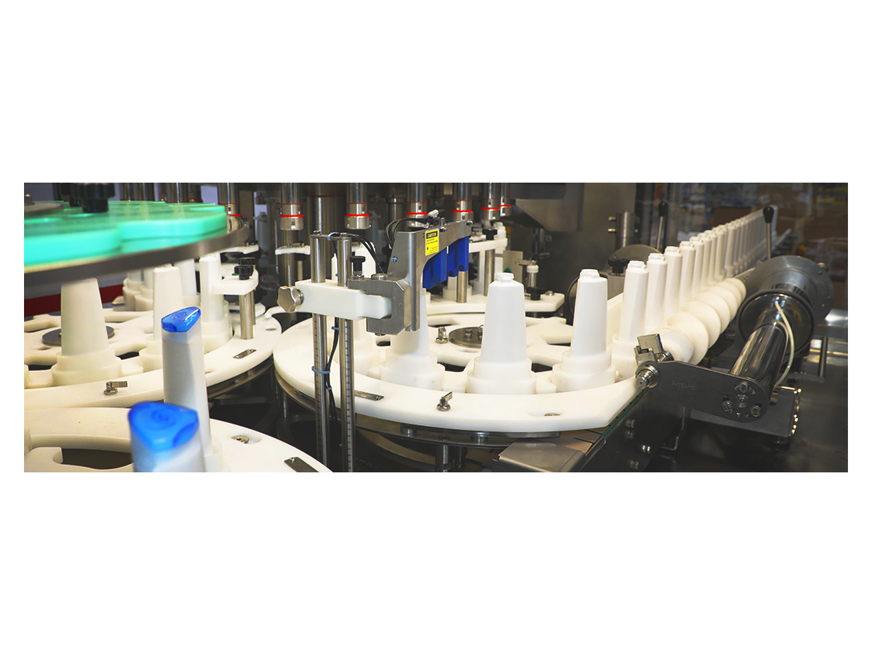 ACMA renews its portfolio of Liquid Filling Machines: the new LRF ...
